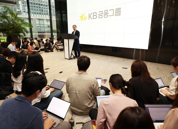 [리딩 CEO 3] 양종희 KB금융그룹 회장